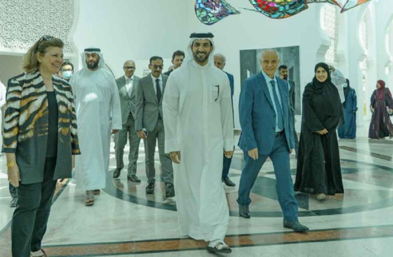 Sharjah Deputy Ruler unveils new FADC Library at University of Sharjah ...