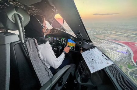 Etihad to allow cadet pilot base training on Boeing 787 Dreamliner ...