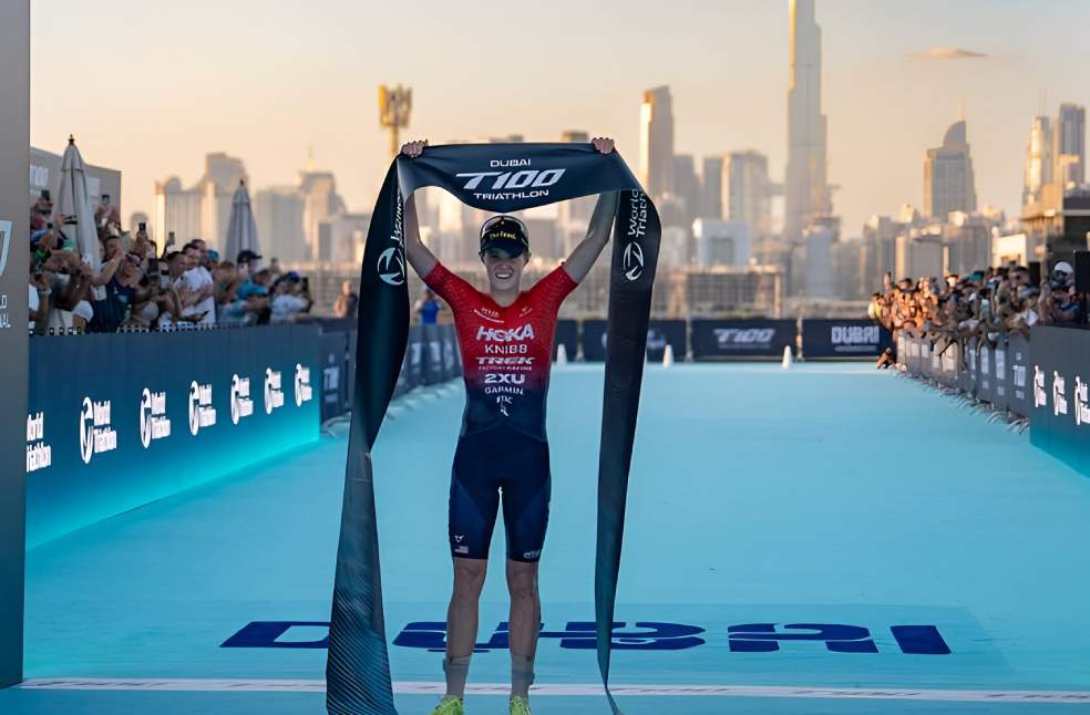 Triathlon Knibb to claim T100 Triathlon World Championship