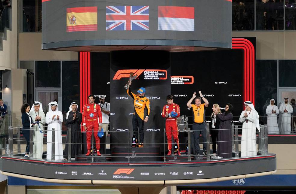 Sheikh Hamdan Honors F1 Abu Dhabi Grand Prix Winner Sheikh Hamdan Honors F1 Abu Dhabi Grand Prix Winner