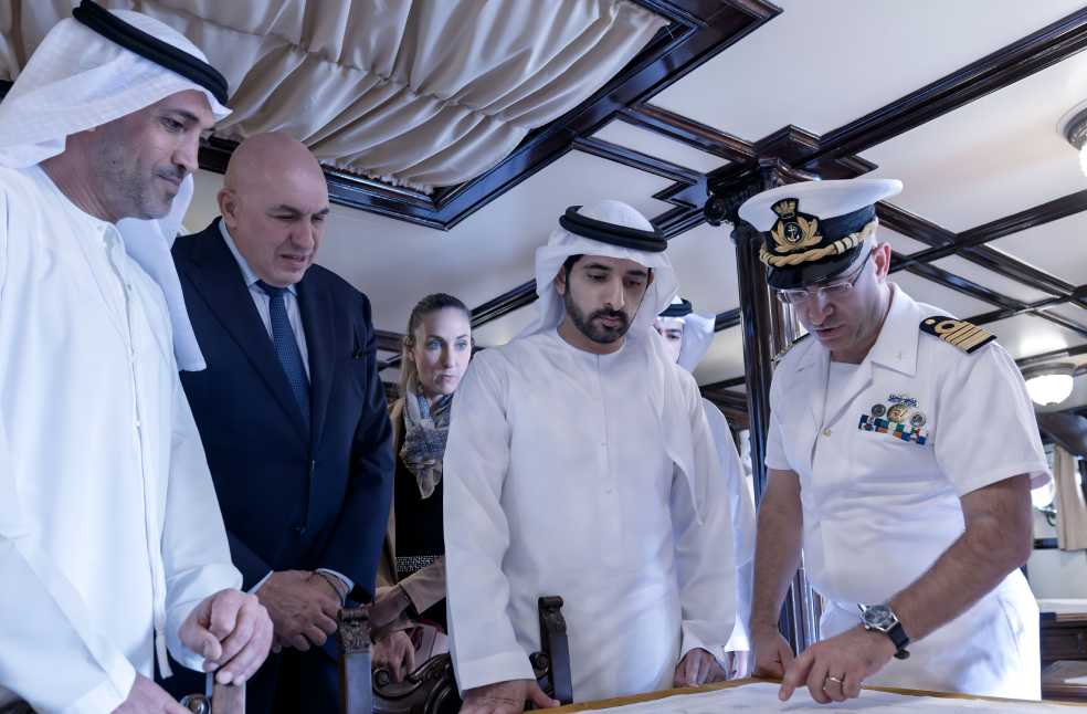 Sheikh Hamdan meets Italian Defense Minister