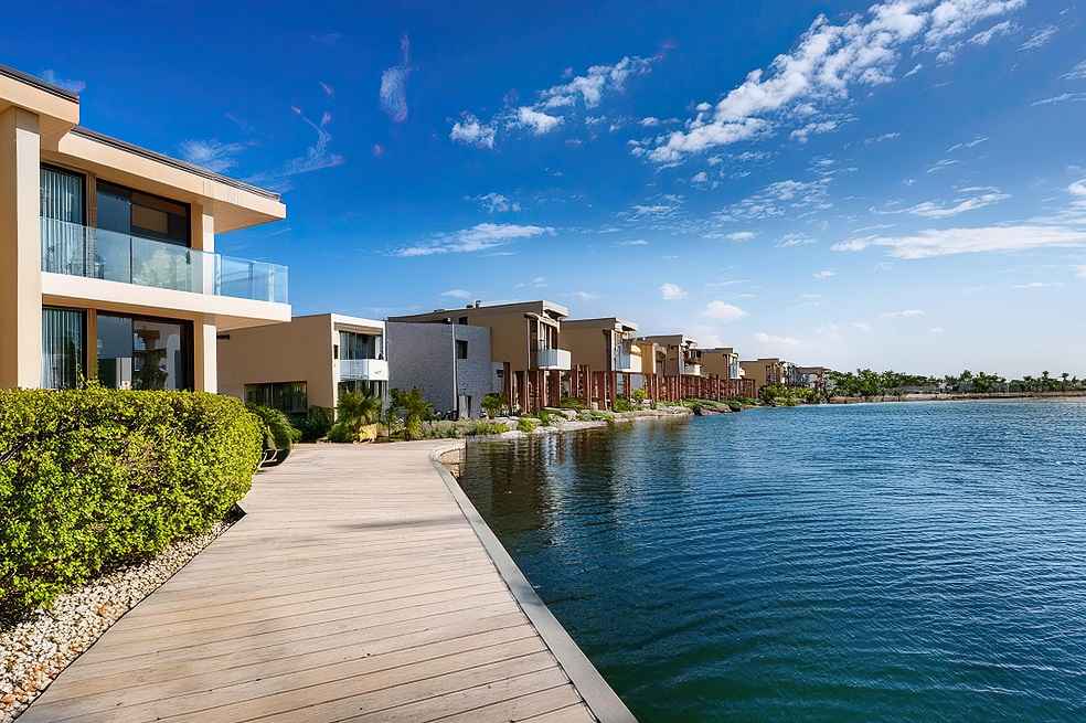 Top 5 Dubai waterfront properties to Look for 2025 - Emirati Times
