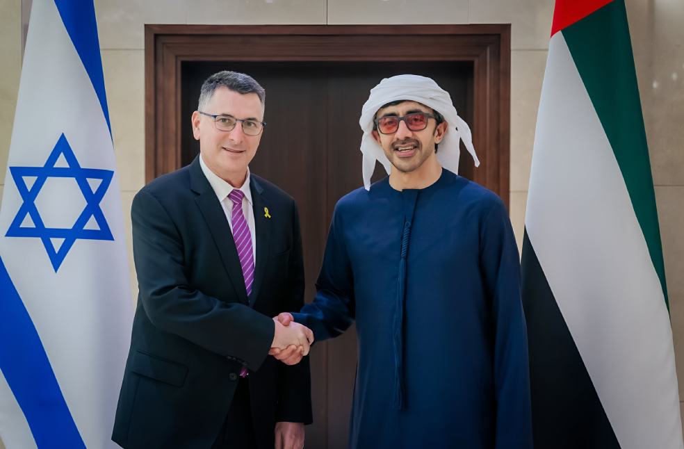 Sheikh Abdullah bin Zayed receives Israeli Foreign Minister