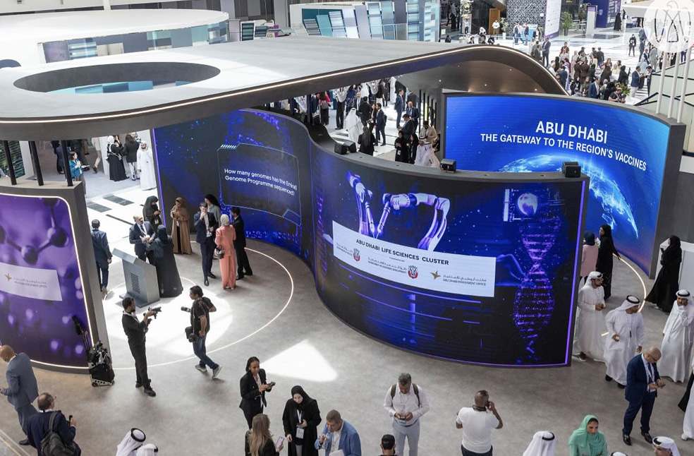 Abu Dhabi launches HELM cluster to advance global healthcare - Emirati ...