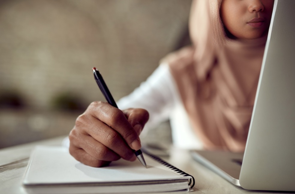 Abu Dhabi ALC reveals winners of 5th Research Grants Program - Emirati ...