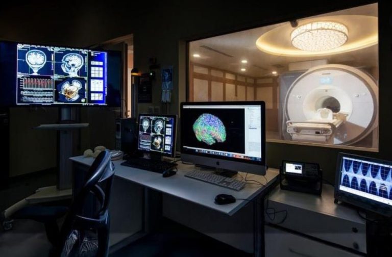 Abu Dhabi pioneer AI-powered MRI analysis for multiple sclerosis ...