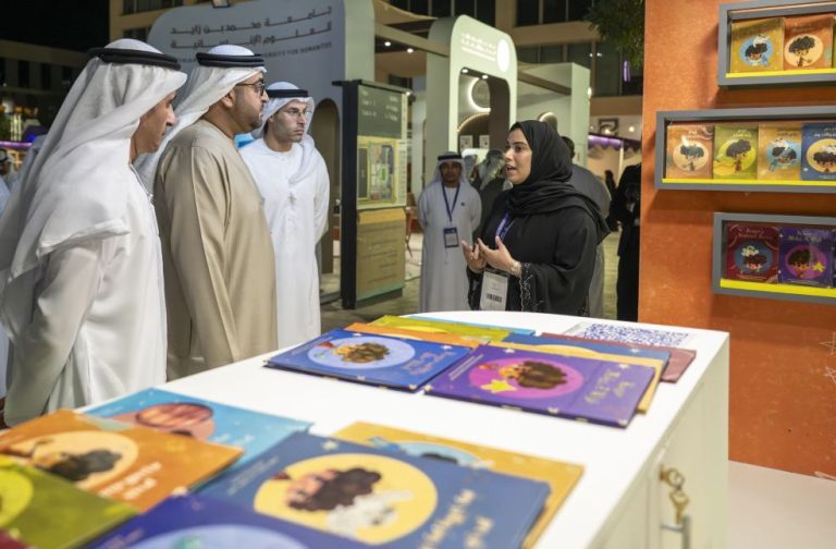 Sheikh Mohammed bin Hamdan inaugurates Al Ain Book Festival - Emirati Times