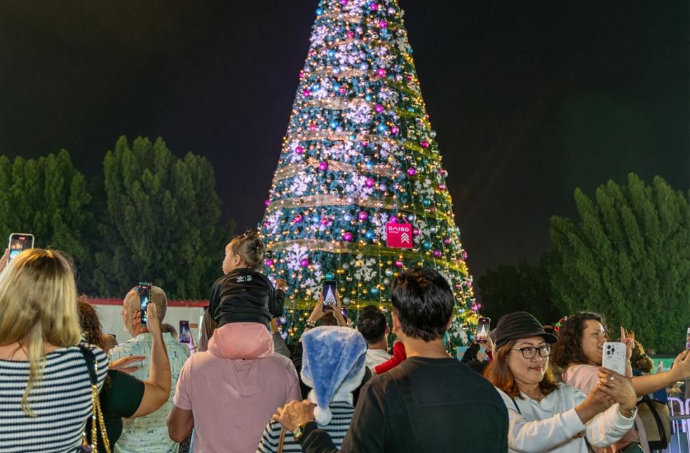 Step into Magic: Yas Winter Fest returns with snow and fun - Emirati Times